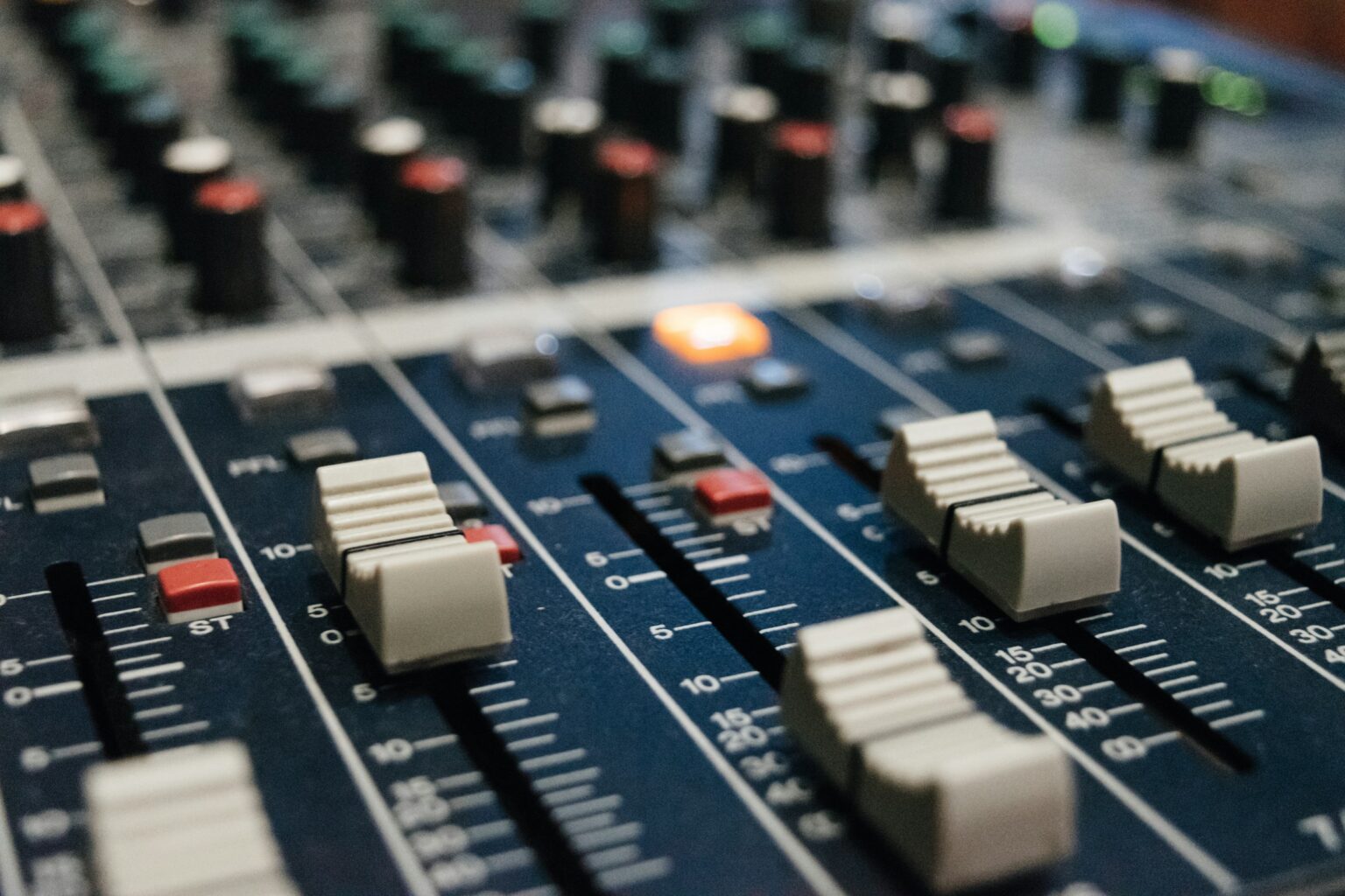 An Easy Guide To Audio Production for Film and Television — Vicious & Co